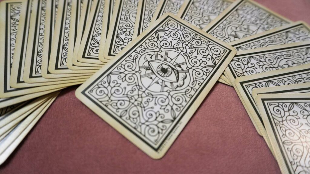 這說明冊太超值了！52 張廣義雷諾曼卡開箱 - Yoko 靈魂走讀