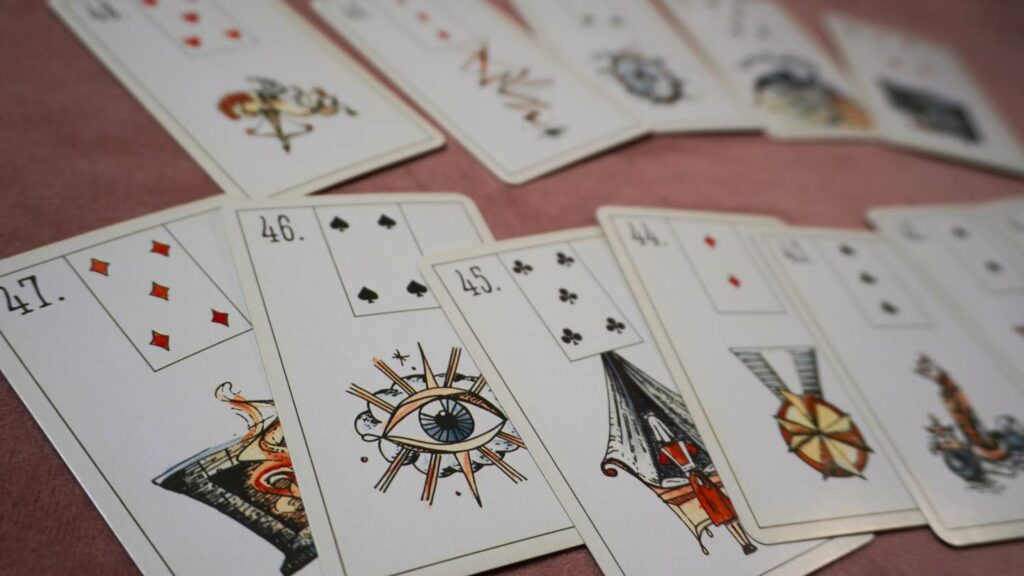 這說明冊太超值了！52 張廣義雷諾曼卡開箱 - Yoko 靈魂走讀