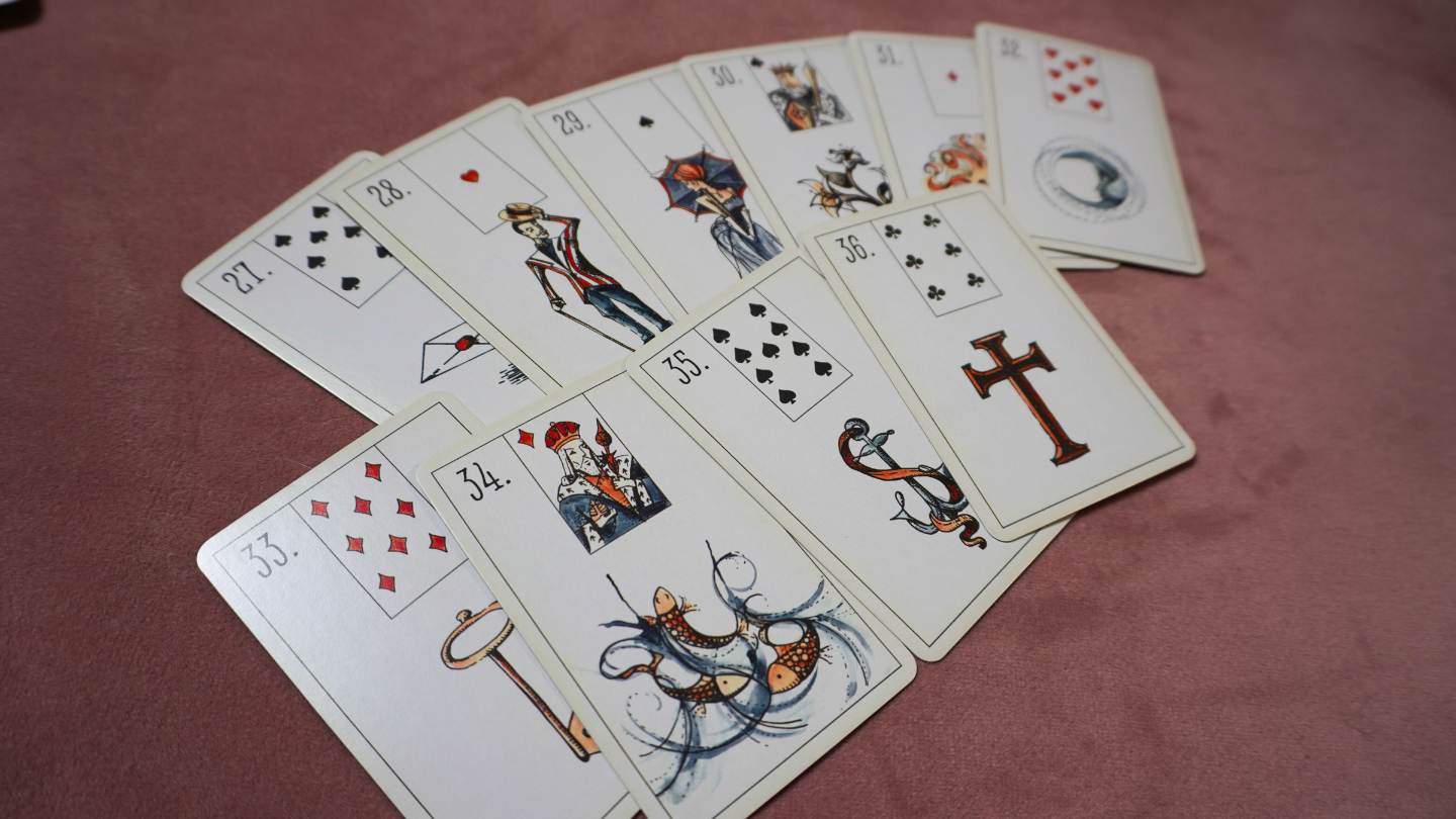 這說明冊太超值了！52 張廣義雷諾曼卡開箱 - Yoko 靈魂走讀